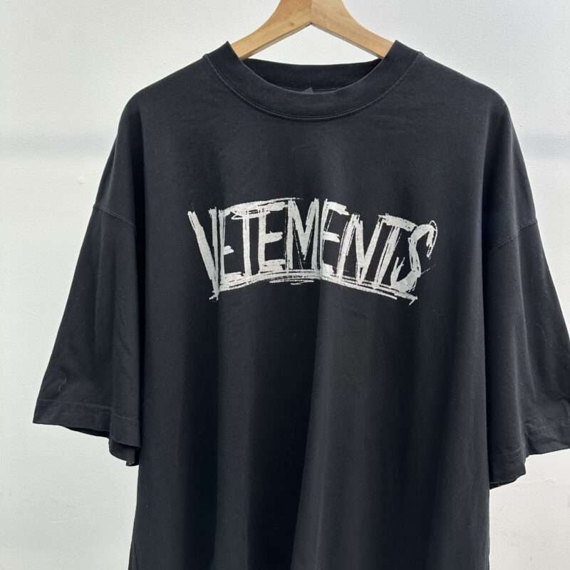Vetements 'World Tour' T-Shirt - Veblen