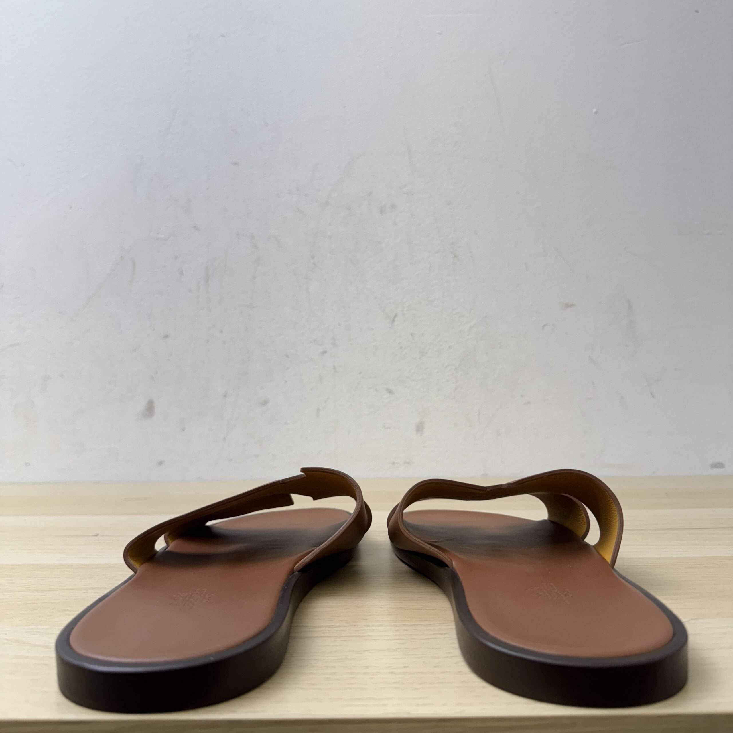 Hermes Antigua Sandals - Veblen