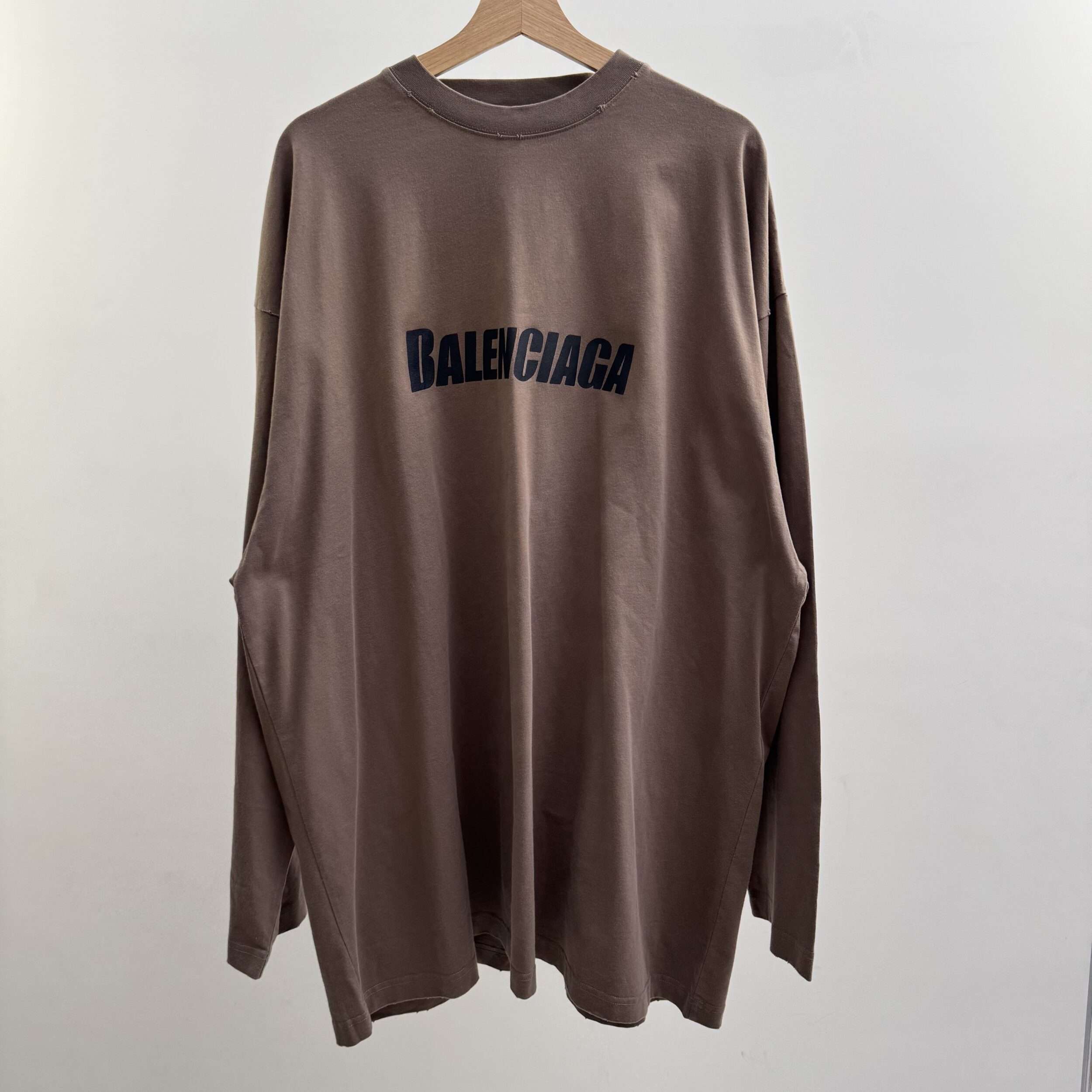 Balenciaga Caps Logo Long Sleeve | Veblen